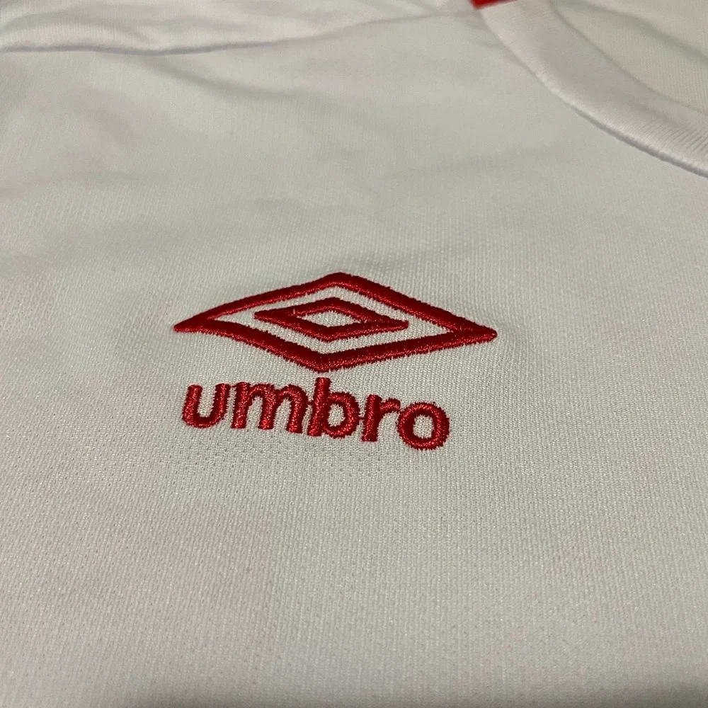 Umbro | Shirts | Umbro Peru National Football Soccer Jersey White Red ...